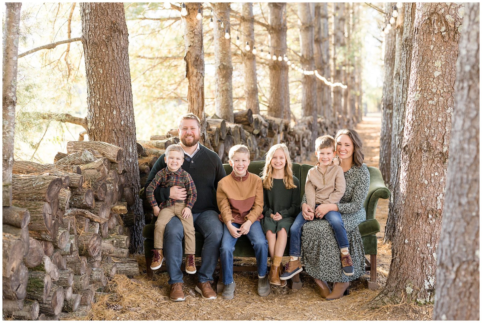 Tree Farm Mini Sessions Recap | Family Photography Team